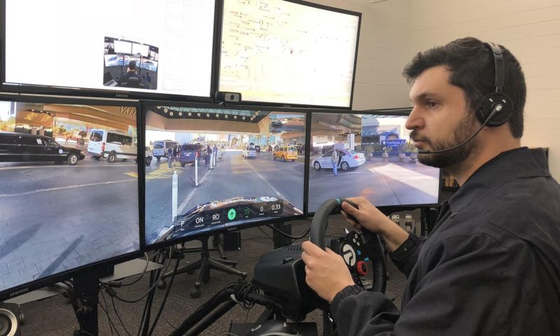 Nieuwe baan: auto's besturen op afstand