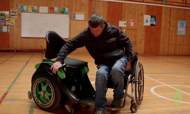 Segway meets rolstoel in dit nieuwe vervoermiddel