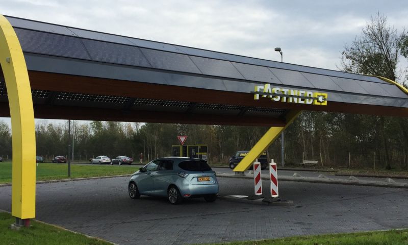 Fastned groeit snel: 178 procent meer omzet uit snelladen