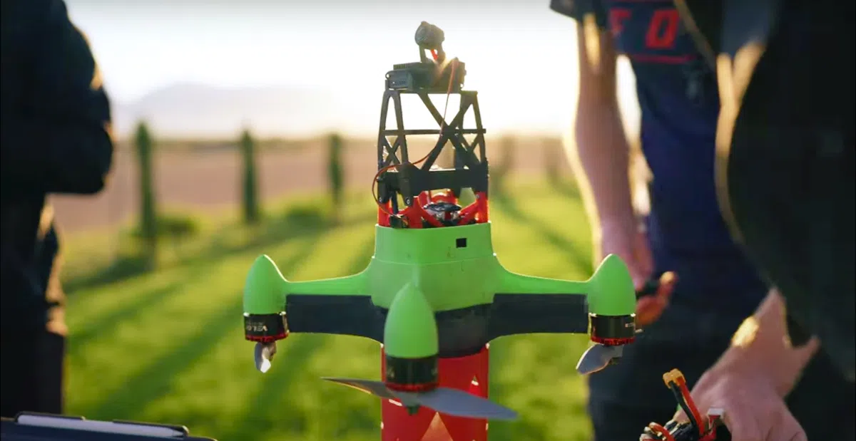 Nieuw record voor 's werelds snelste drone, sneller dan de snelste F1 ...