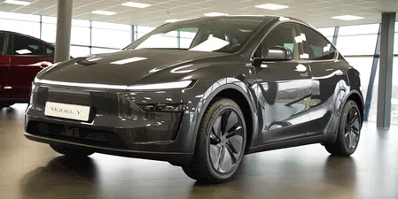 Vernieuwde Tesla Model Y komt naar Nederland: zoveel kost ie