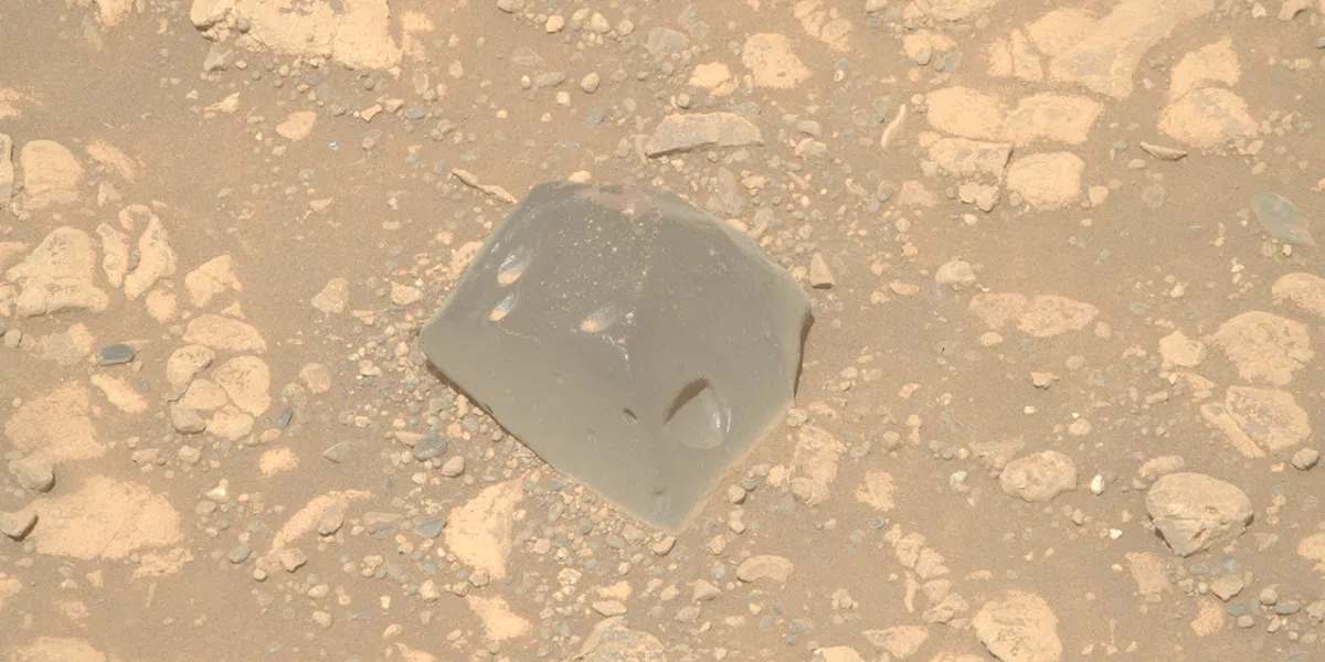 NASA vindt opvallende steen op Mars en heeft geen flauw idee waar het ...