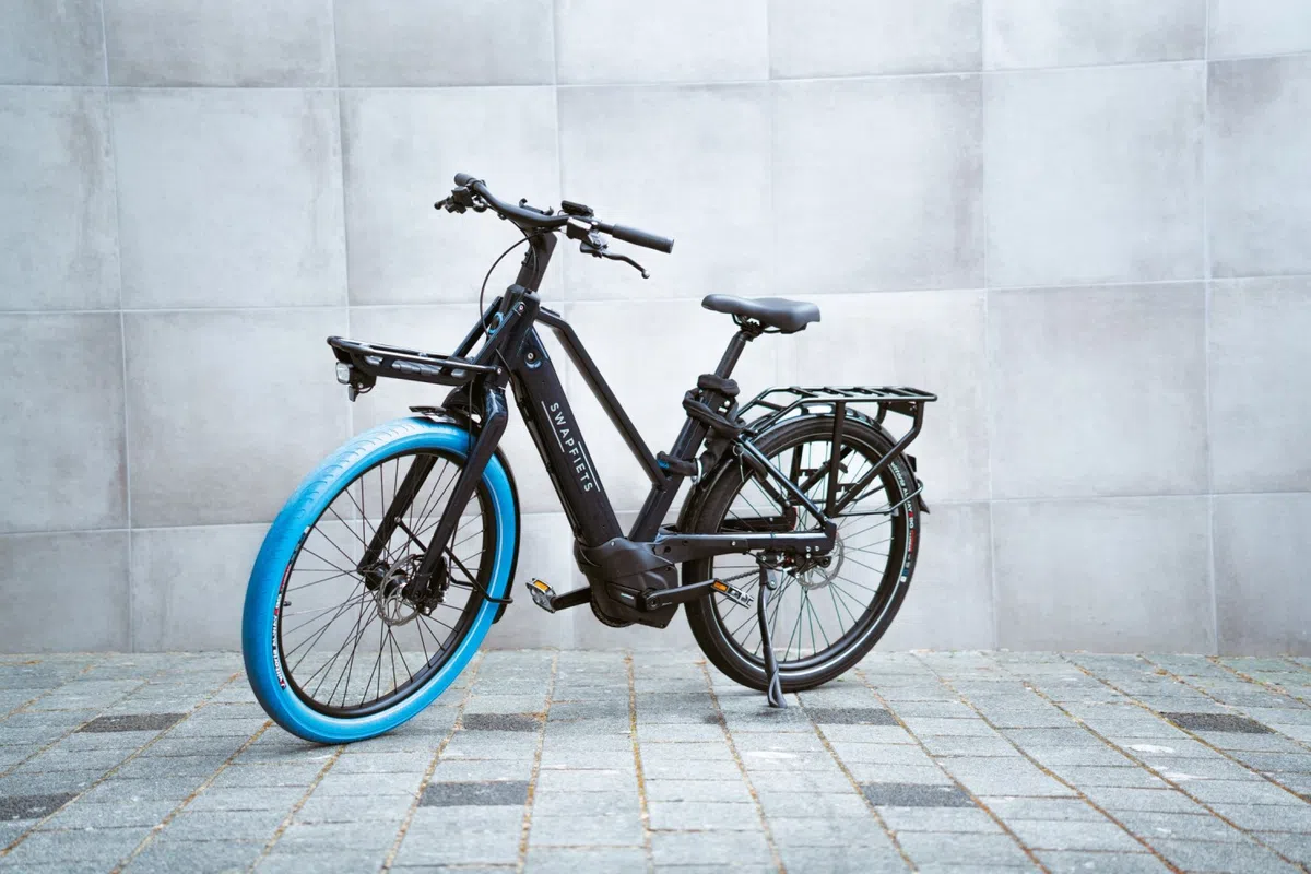 Swapfiets slaat handen ineen met VROEGH voor deze nieuwe elektrische fiets