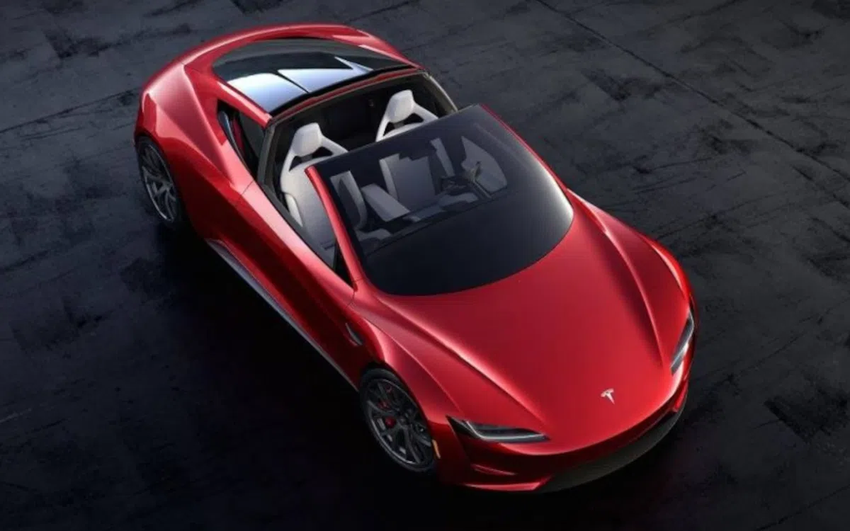 Baas van OpenAI wil zijn Tesla Roadster niet meer
