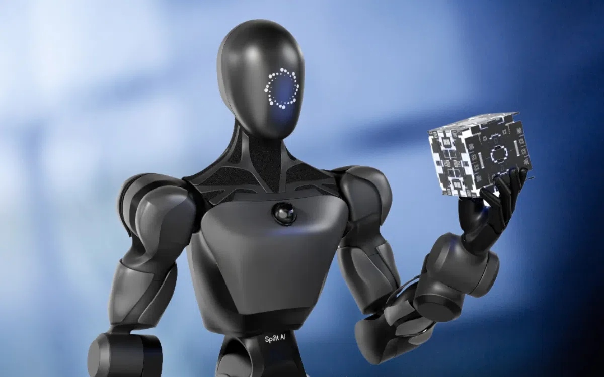 Deze Chinese robot werkt harder dan die van Tesla